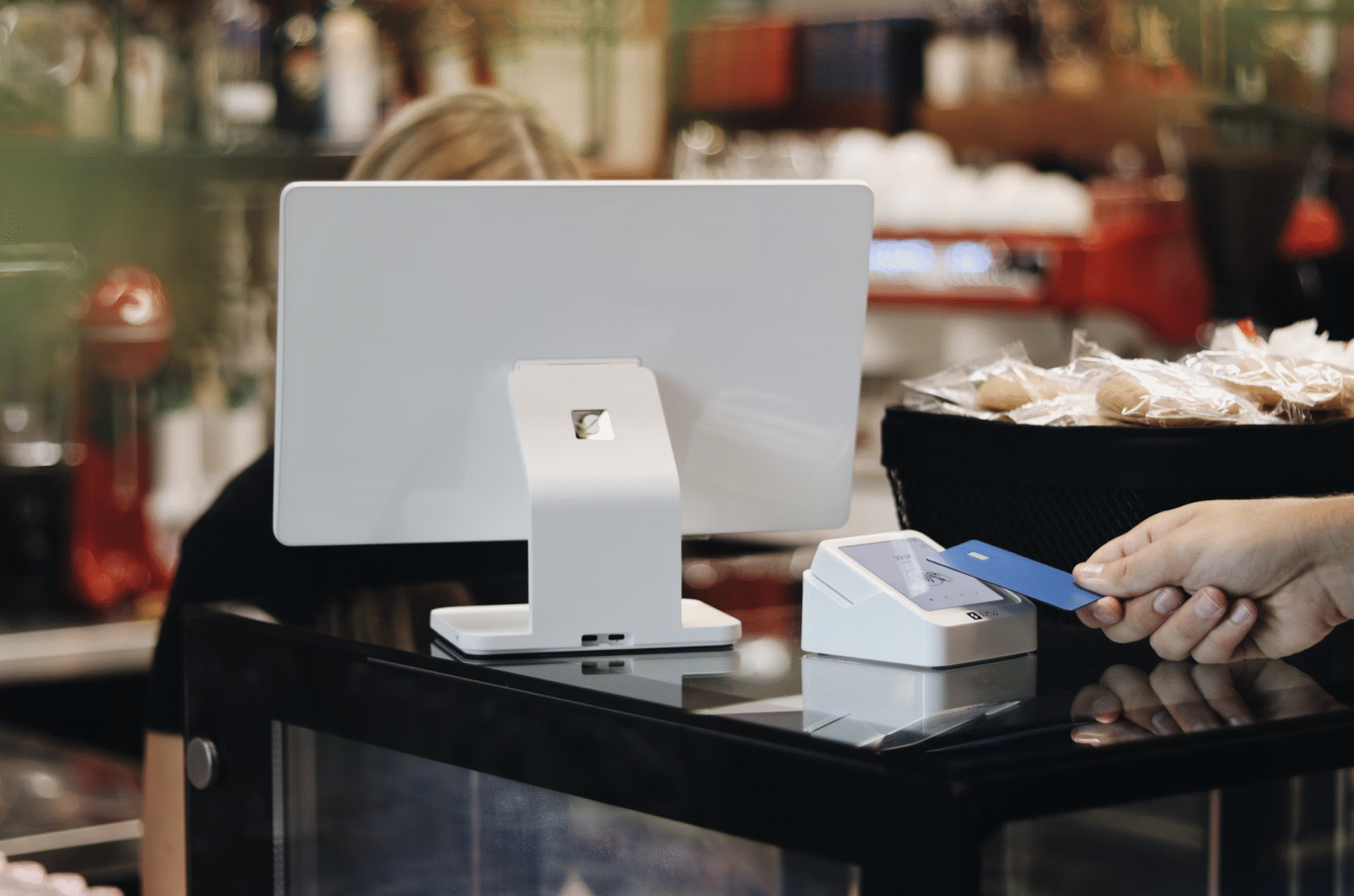 Refunds vs. Reversals in Payment Processing: Key Differences