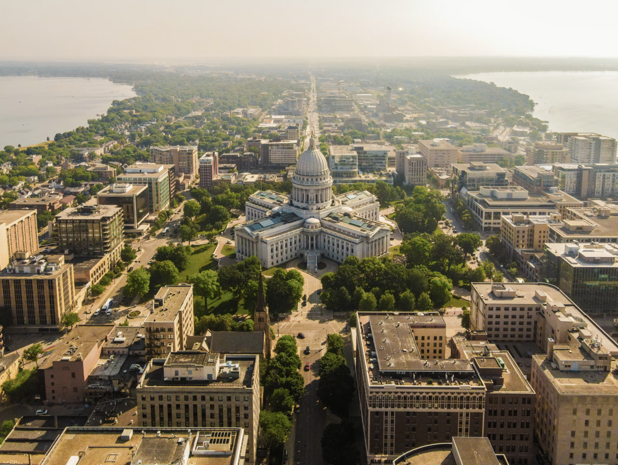 Wisconsin Credit Card Surcharge Laws (2026)